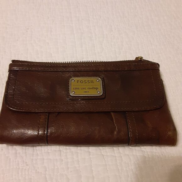 Fossil | Bags | Fossil Long Live Vintage 954 Wallet Leather Rare ...